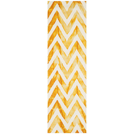 Click here for Safavieh Dip Dye Collection Ronnie Chevron Runner... prices
