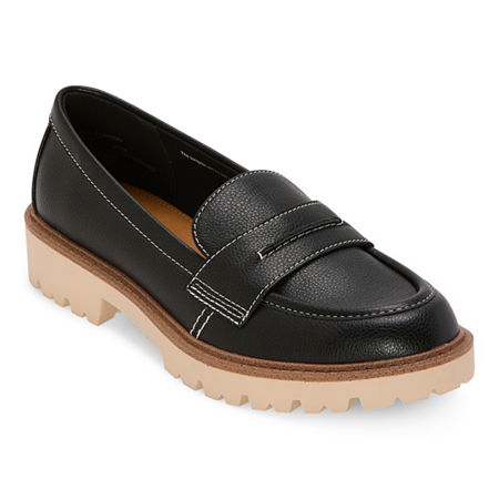Click here for St. Johns Bay Landers Womens Moc Loafers  12 Wide... prices