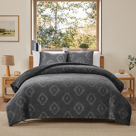 Click here for Bearpaw Kingvale Flannel Embossed 3-pc. Comforter... prices