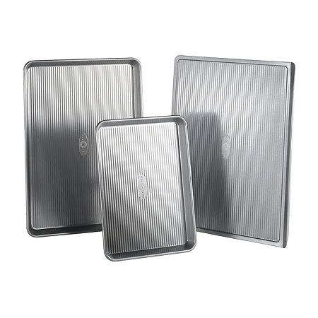 Click here for Usa Pan Non-Stick Aluminum 3-Piece Bakeware Set prices