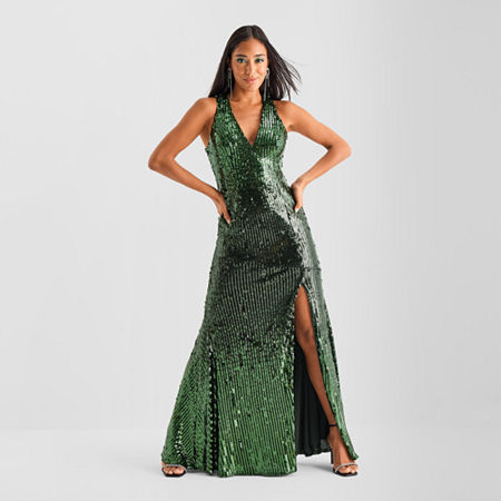 Click here for Bob Mackie Womens Sleeveless Sequin Evening Gown... prices