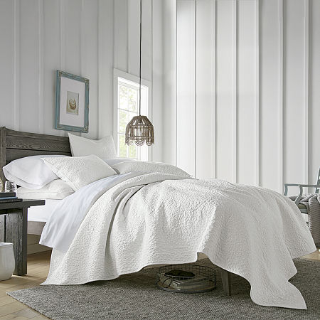 Click here for Linden Street Addison Quilt  One Size  White prices