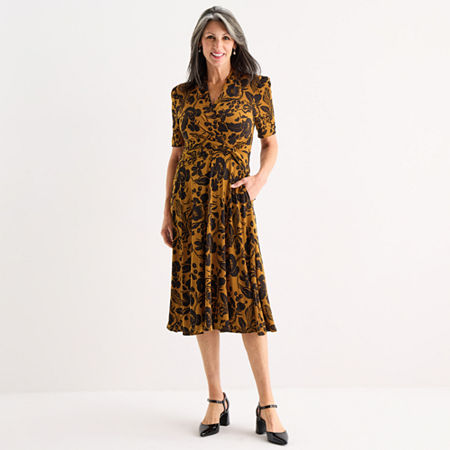 Click here for Womens Perceptions Elbow Sleeve Floral Wrap Dress prices