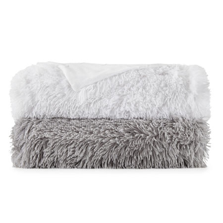 Click here for Regal Home Kendra Throw  One Size  Silver prices