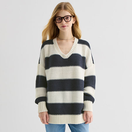 Click here for Arizona Juniors Womens V Neck Long Sleeve Pullover... prices