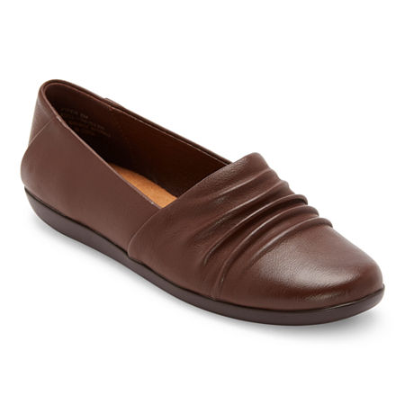 Click here for Baretraps Piper Womens Round Slip-On Shoe  8 1/2 M... prices