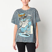 Graphic tees for juniors store