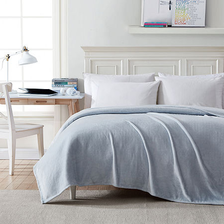 Click here for Poppy & Fritz Solid Ultra Soft Plush Fleece Blanke... prices