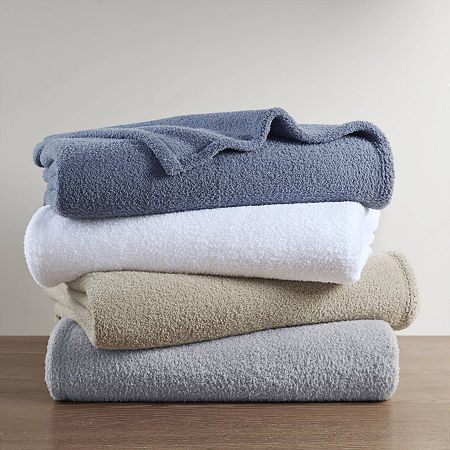 Click here for Madison Park Dream Soft Blanket  King - Navy prices