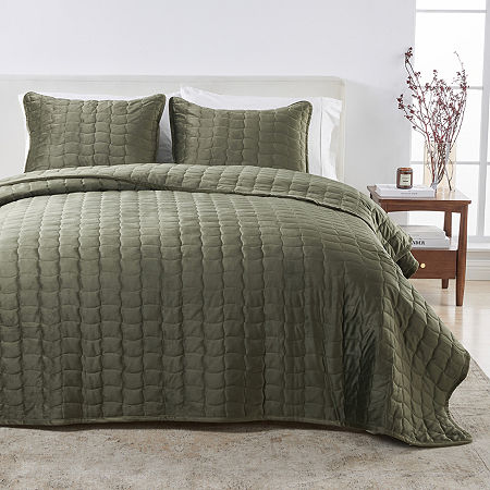 Click here for Linery Box-Stitched Dual-Side Velvet Quilt Set  On... prices
