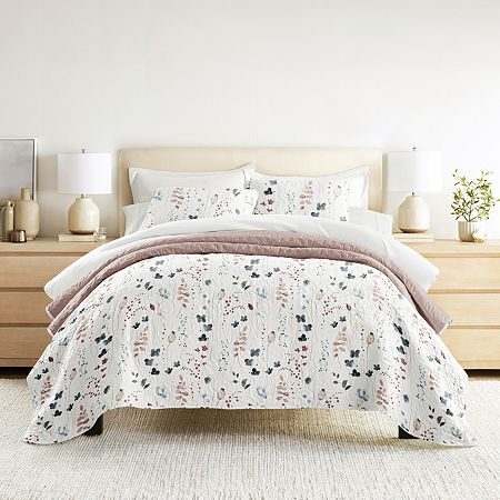 ienjoy Home Poppy Bloom Reversible 2-Pc. Quilt Set  Twin/Twin Xl - Mauve