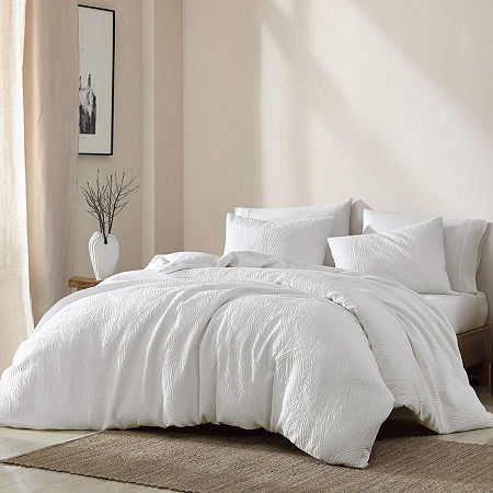 Click here for Riverbrook Home Walsh Matelasse 4-pc. Midweight Do... prices
