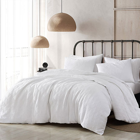 Click here for Riverbrook Home Dalan Matelasse 4-pc. Midweight Do... prices