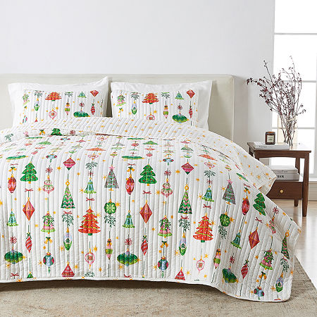 Click here for Linery Cheerful Holiday Quilt Set  One Size  White prices