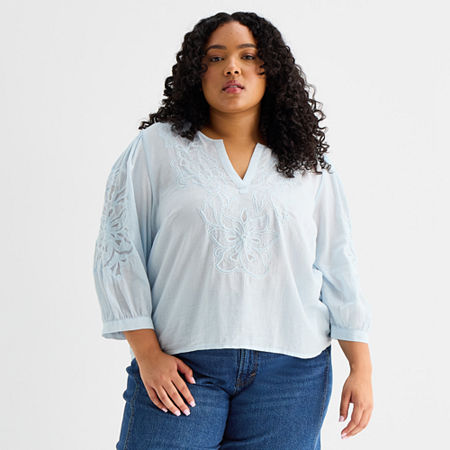 Click here for a.n.a Womens Plus Split Crew Neck 3/4 Sleeve Embro... prices