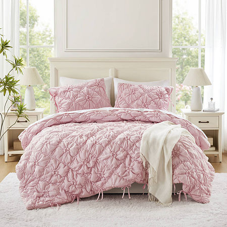 Click here for Intelligent Design Lily Floral 3-Pc. Comforter Set... prices