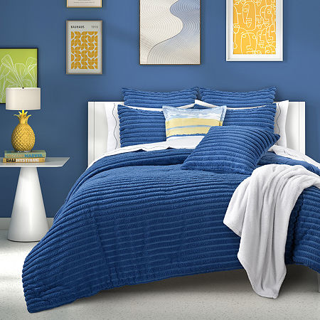 Click here for J by J Queen Bold Darby 3-Pc. Comforter Set  King/... prices