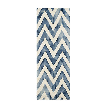 Click here for Safavieh Dip Dye Collection Ronnie Chevron Runner... prices