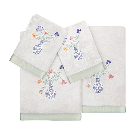 Click here for Linum Home Turkish Cotton Stella Embellished 4-Pc.... prices