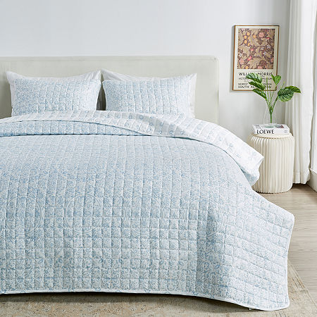 Click here for Reversible Floral Print Quilt Set  One Size  Blue prices