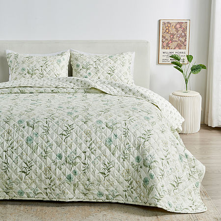 Click here for Reversible Floral Print Quilt Set  One Size  Brown prices