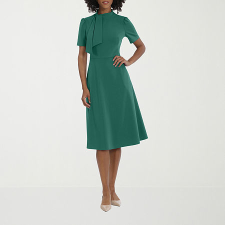 Click here for Ivy & Blue Womens Short Sleeve Midi Fit + Flare Dr... prices