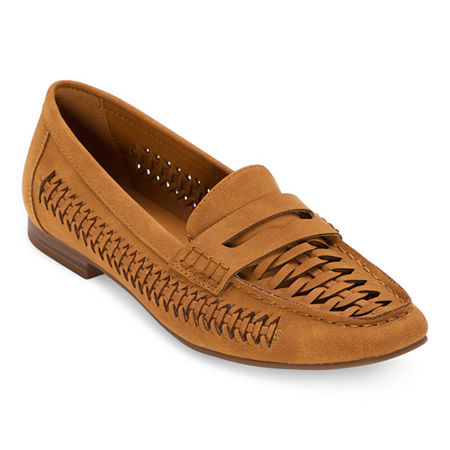 Click here for Frye and Co. Florys Womens Moc Closed Toe Loafers... prices