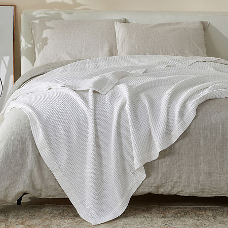 Click here for Patina Vie Maison Cotton Waffle Weave Throw Blanke... prices
