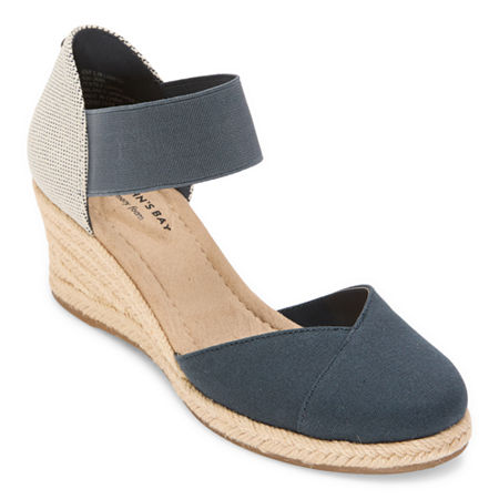 Click here for St. Johns Bay Womens Lamesa Wedge Sandals  11 Medi... prices