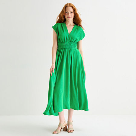 Click here for Melonie T Womens Sleeveless Midi Fit + Flare Dress... prices