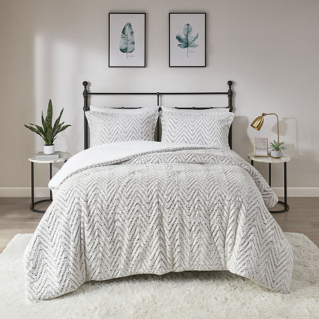 Click here for Madison Park Adelyn Faux Fur 3-Pc. Duvet Cover Set... prices