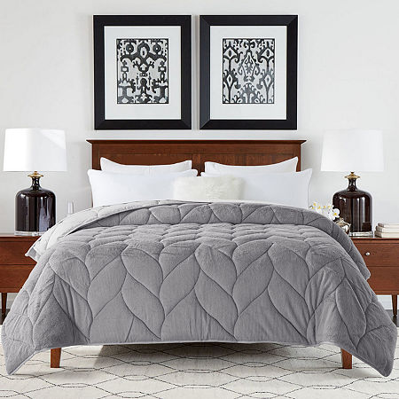 Click here for Waverly Cozy Down Alternative Comforter prices