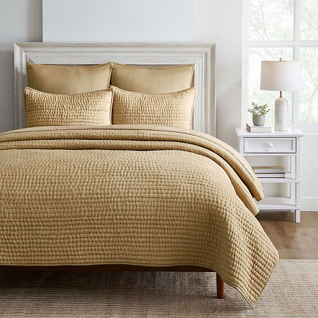 Click here for SUPERIOR Serenity Oversized Matelasse Solid Textur... prices