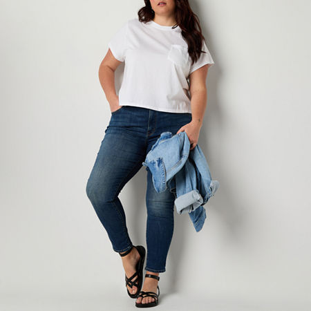 Click here for a.n.a Womens Plus Crew Neck Short Sleeve Pocket T-... prices