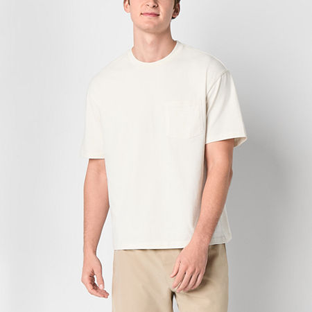 Click here for Arizona Mens Boxy Fit Short Sleeve Pocket T-Shirt... prices