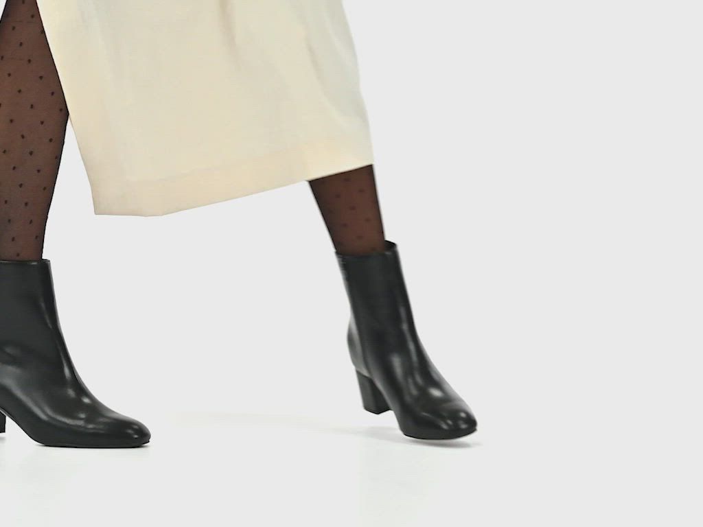 Journee Collection Womens Adria Block Heel Booties - JCPenney